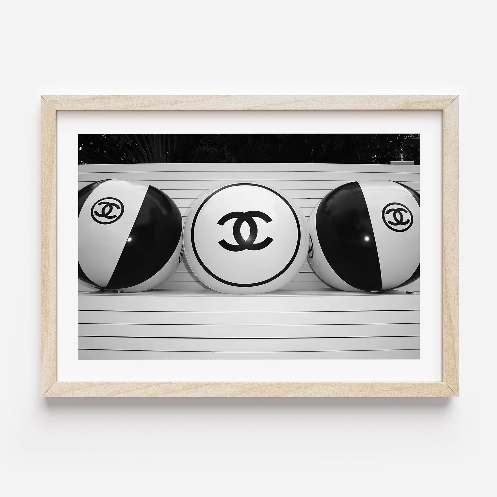 Beach balls Poster – Poster Mansion